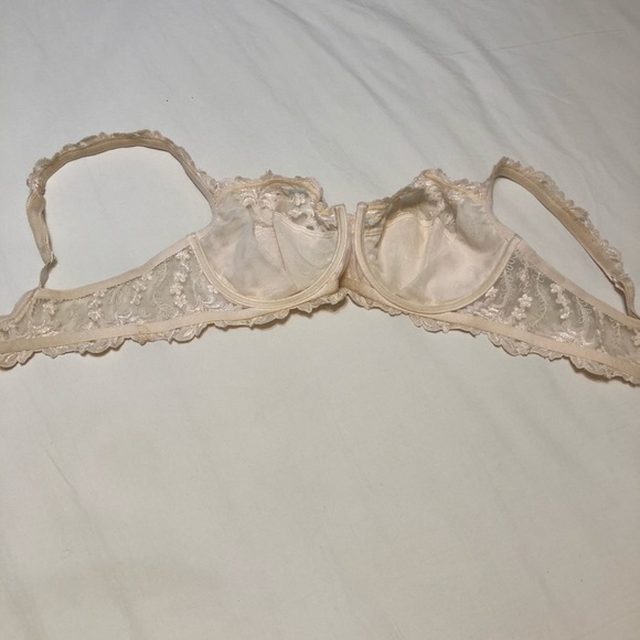 Lise Charmel | Intimates & Sleepwear | Bra Lise Charmel 34d Eprise ...